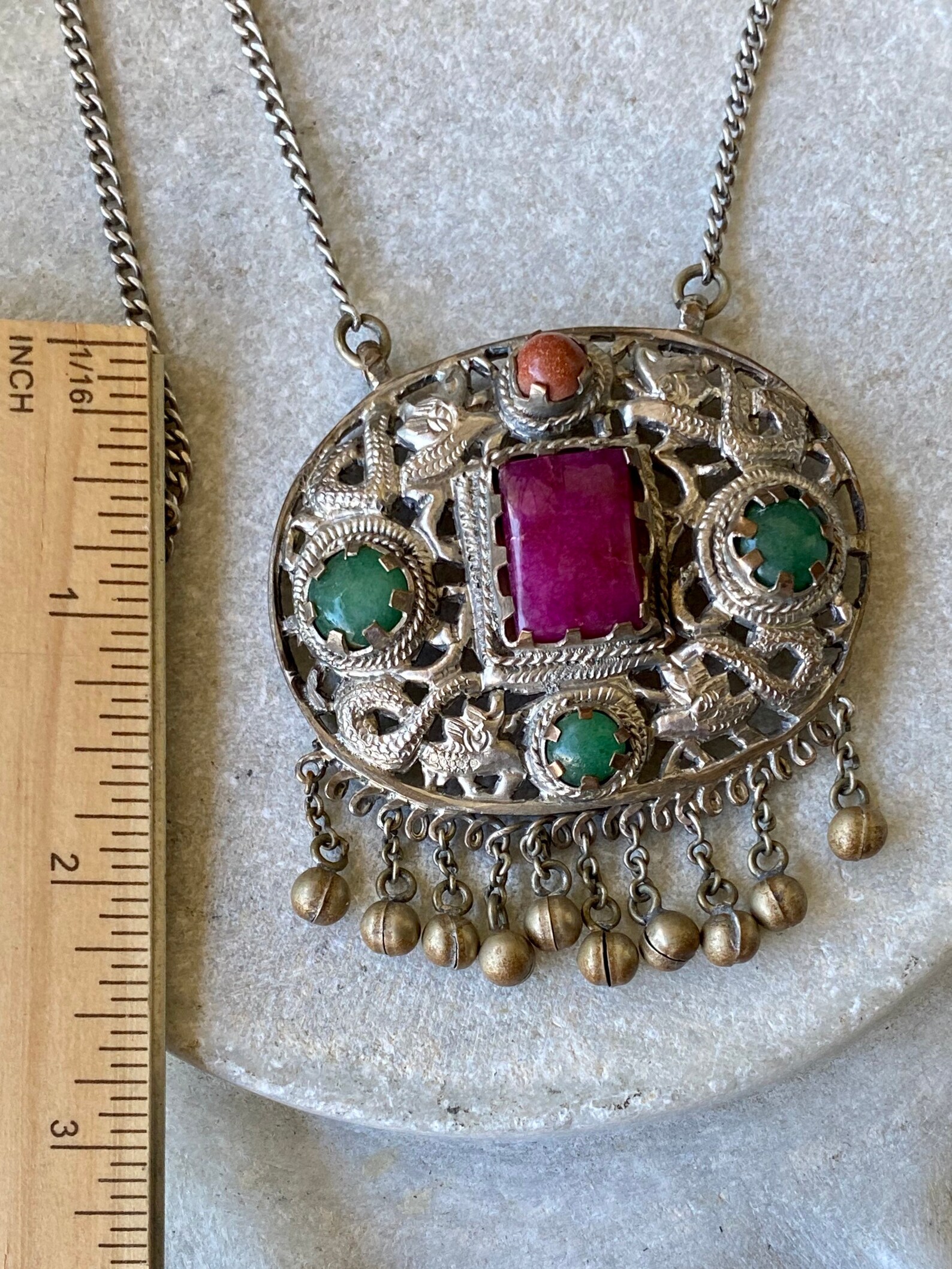 Beautiful Old Asian Mystical Raw Ruby Emerald Gold Stone Dragon Silver ...