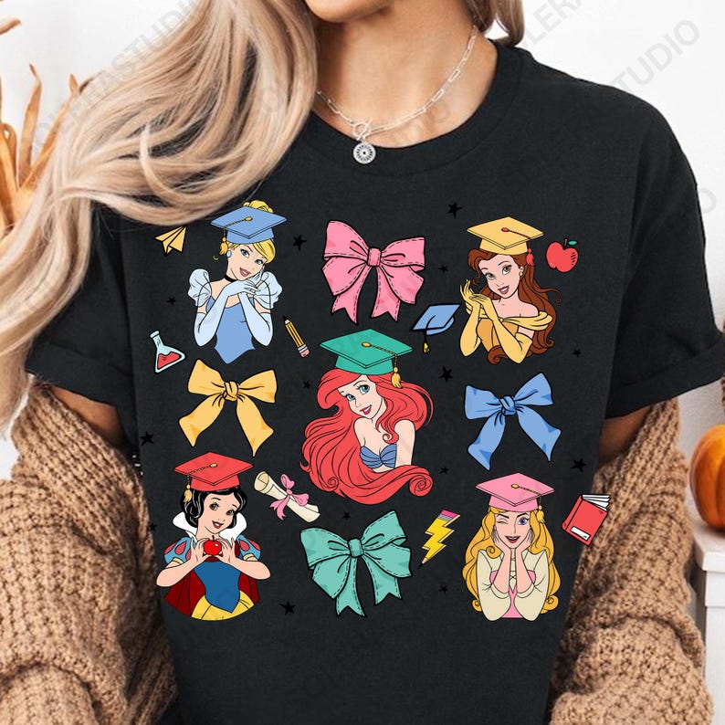 Cartoon Princess Graduation 2025 Png, Cartoon Character Grad Png ...