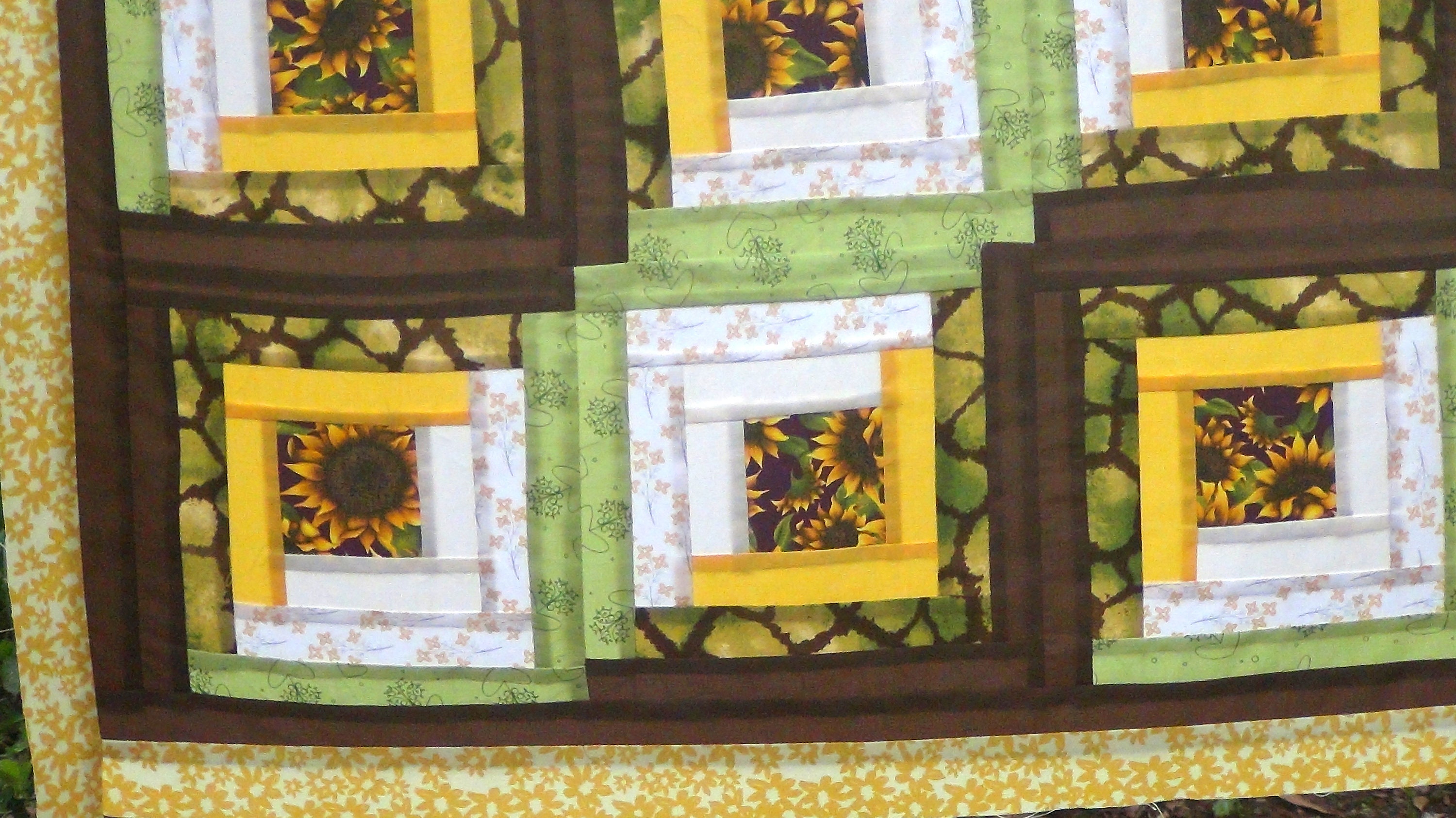 NEW Quilting Sewing Unfinished Log Cabin Quilt Top Pieced Patchwork ...