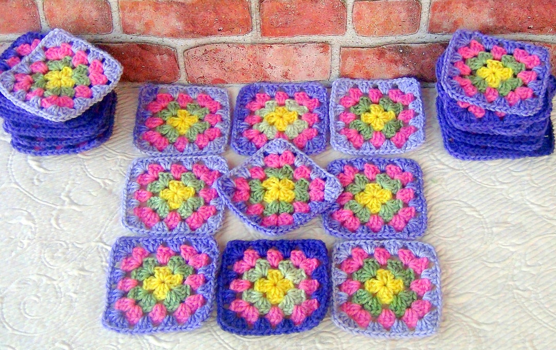 30 Yarn Crocheted Granny Squares Lilac Purple Pastel Peach Yellow Green ...