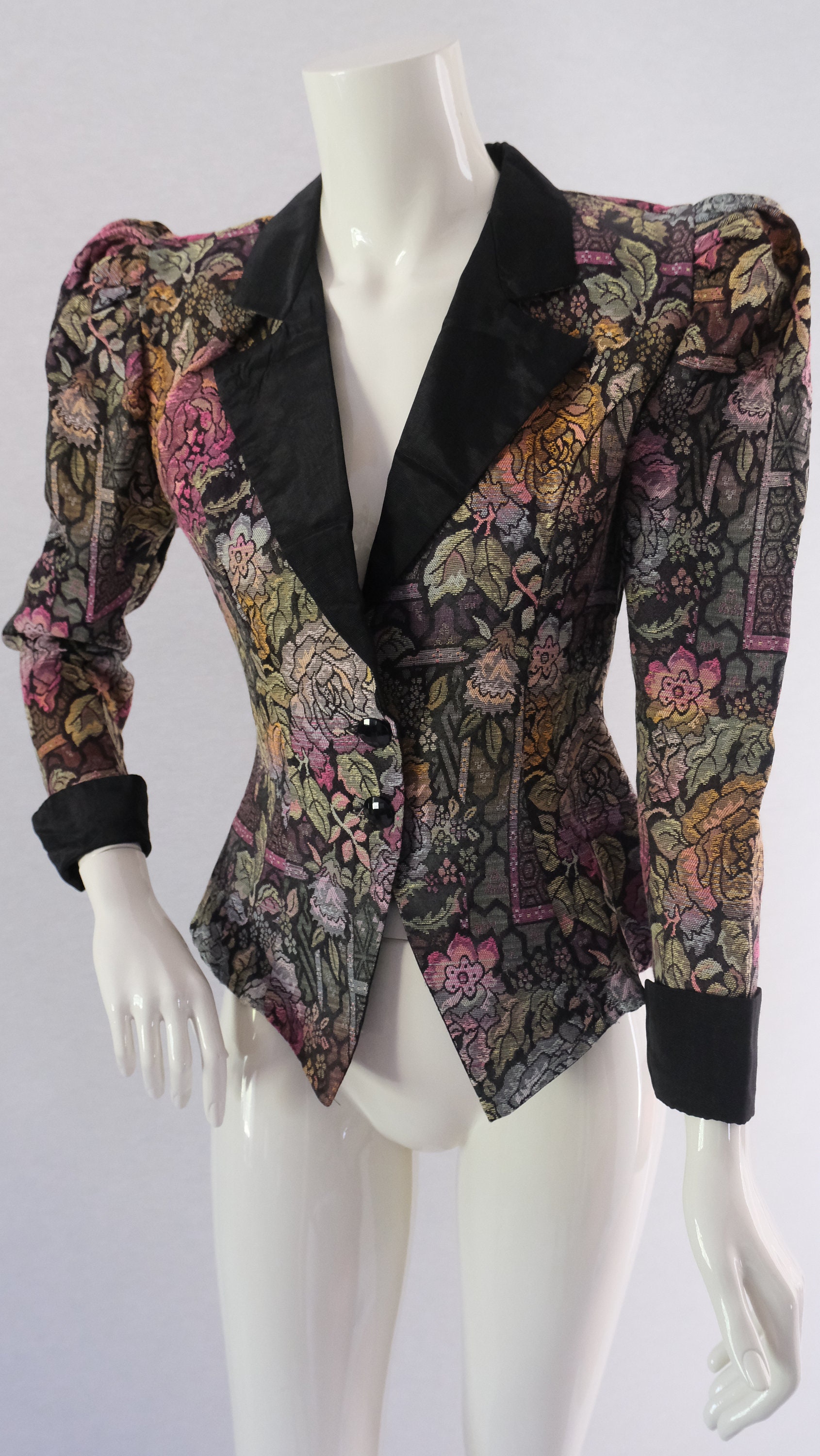 Super Vintage 1970s-80s Floral Rose Print Tapestry Fitted Jacket With ...