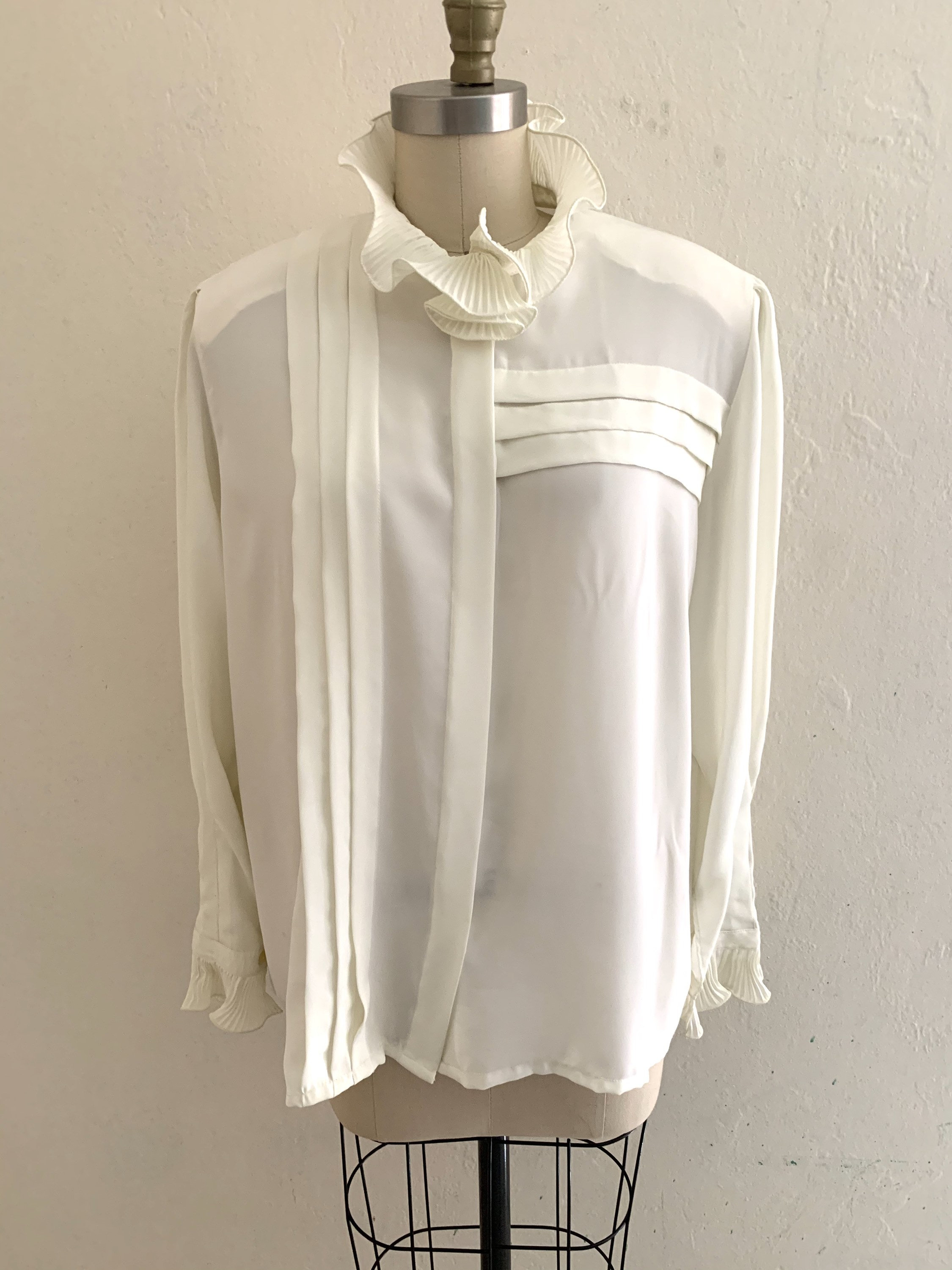Vintage 80s White Ruffle Collar Blouse