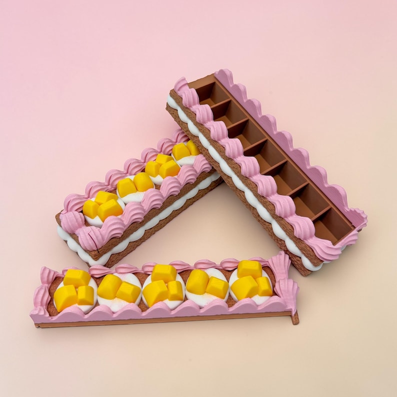 Strawberry Cake Pill Box | Cute Weekly Pill Organizer | Dessert-themed ...