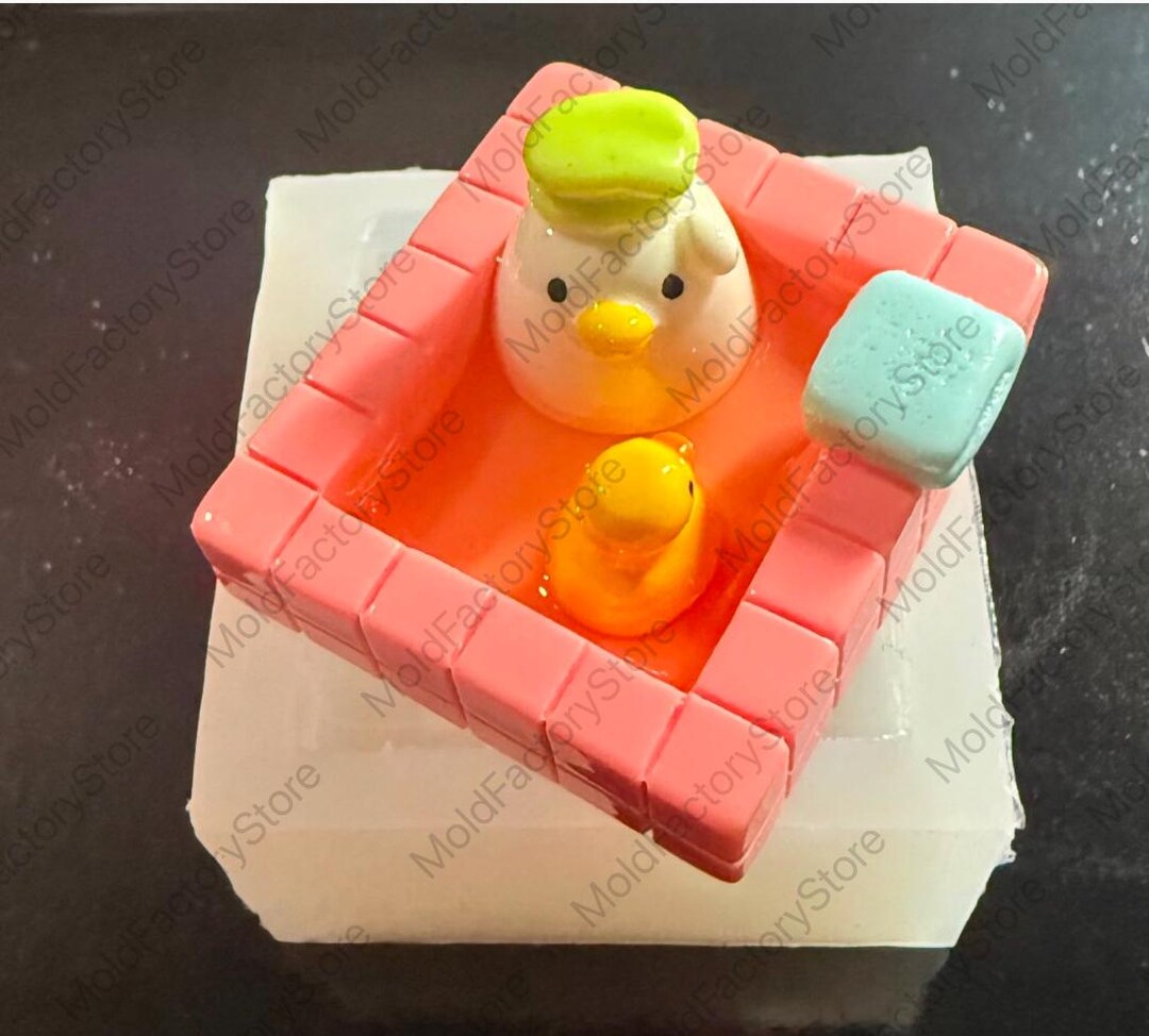 Bathing Duck Figurines Cartoon Duck Soak in Hot Springs Silicone Rubber ...