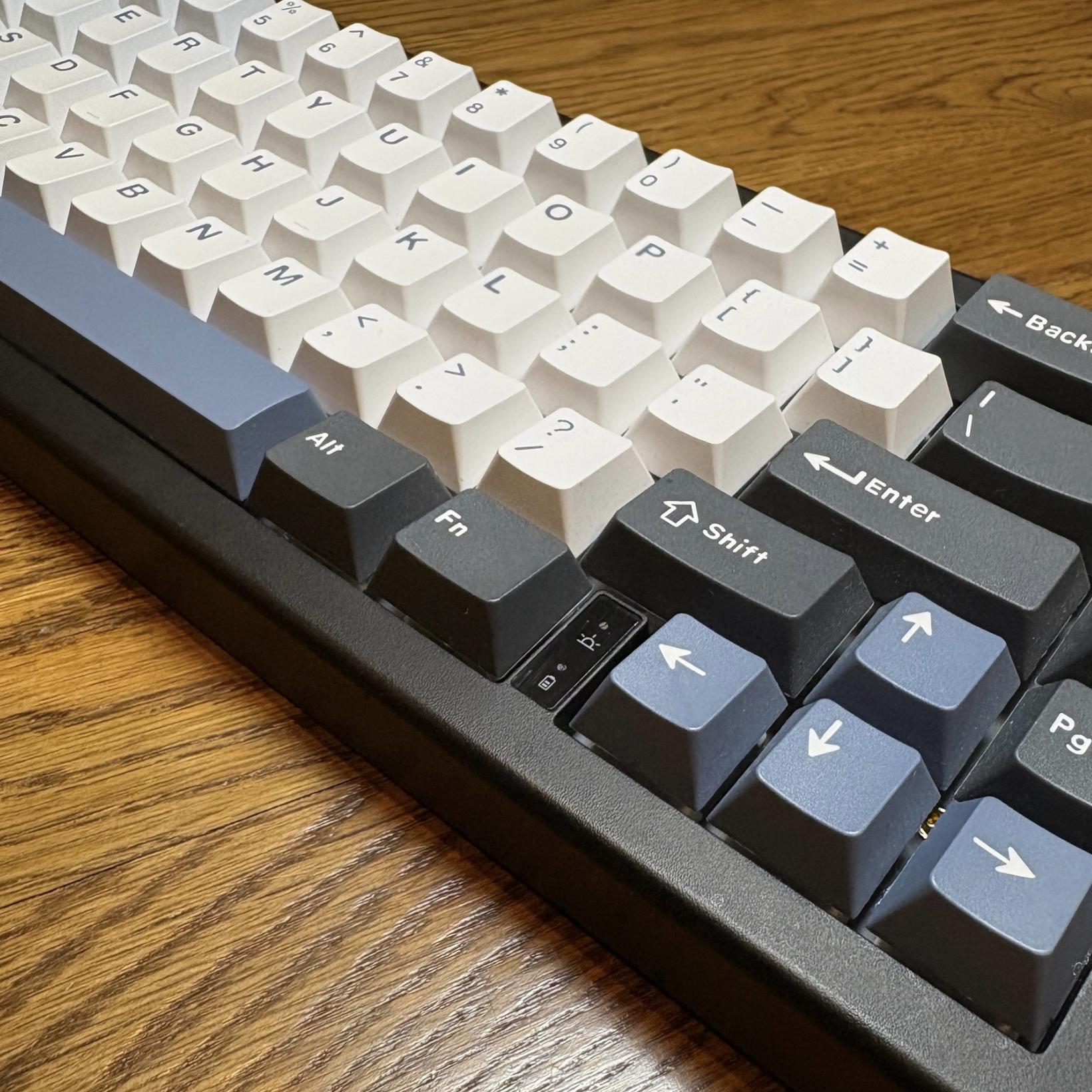 Custom Wireless Mechanical Keyboard With RGB - GMK67 - Etsy