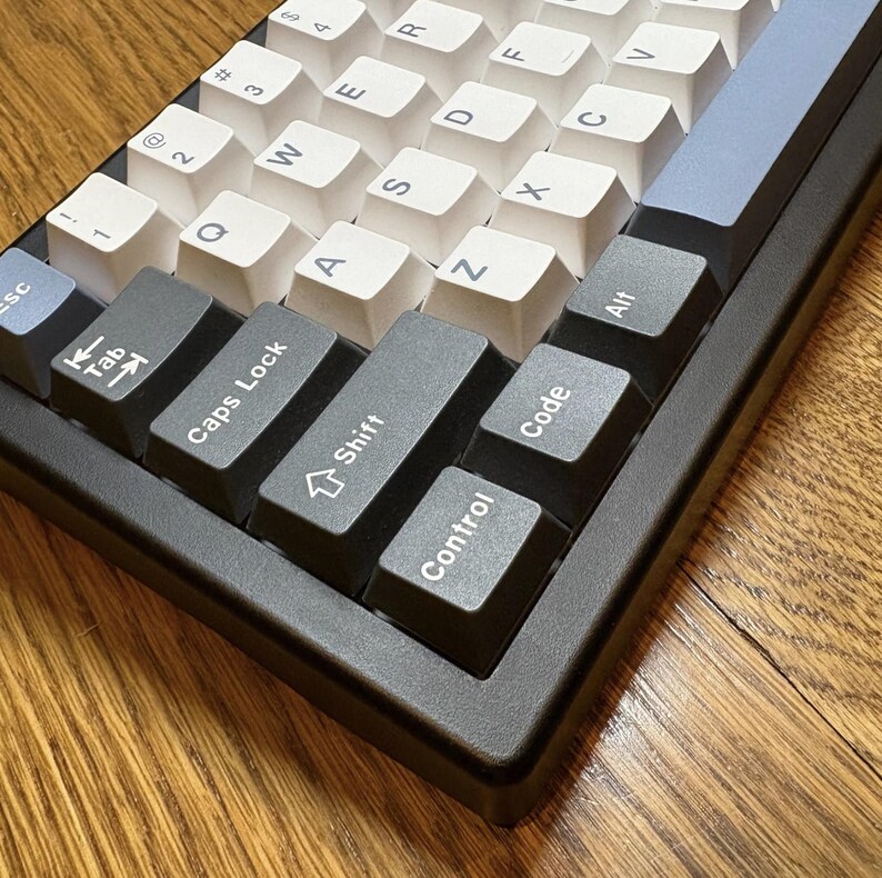 Custom Wireless Mechanical Keyboard With RGB - GMK67 - Etsy