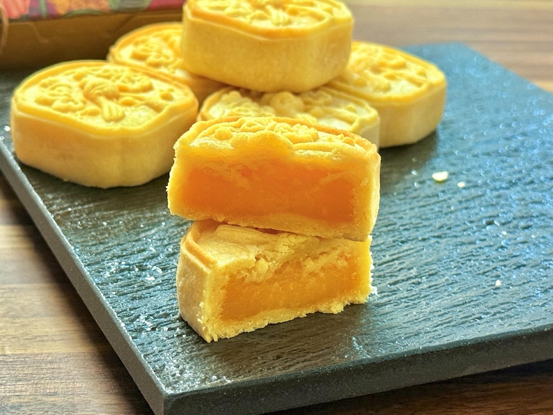 Salted Egg Custard Mooncakes Handmade Mooncakes With Elegant Floral ...