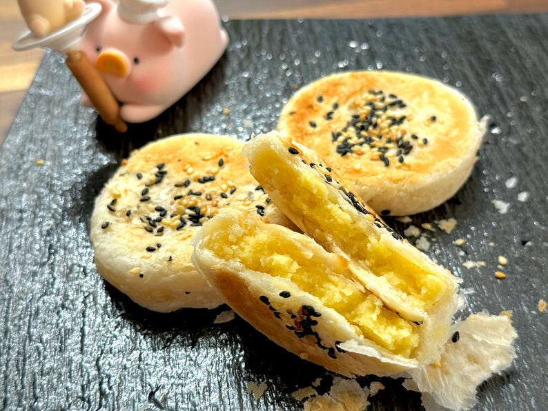 15 Pieces (45g Each) Traditional Cantonese Mung Bean Pastries Handmade ...