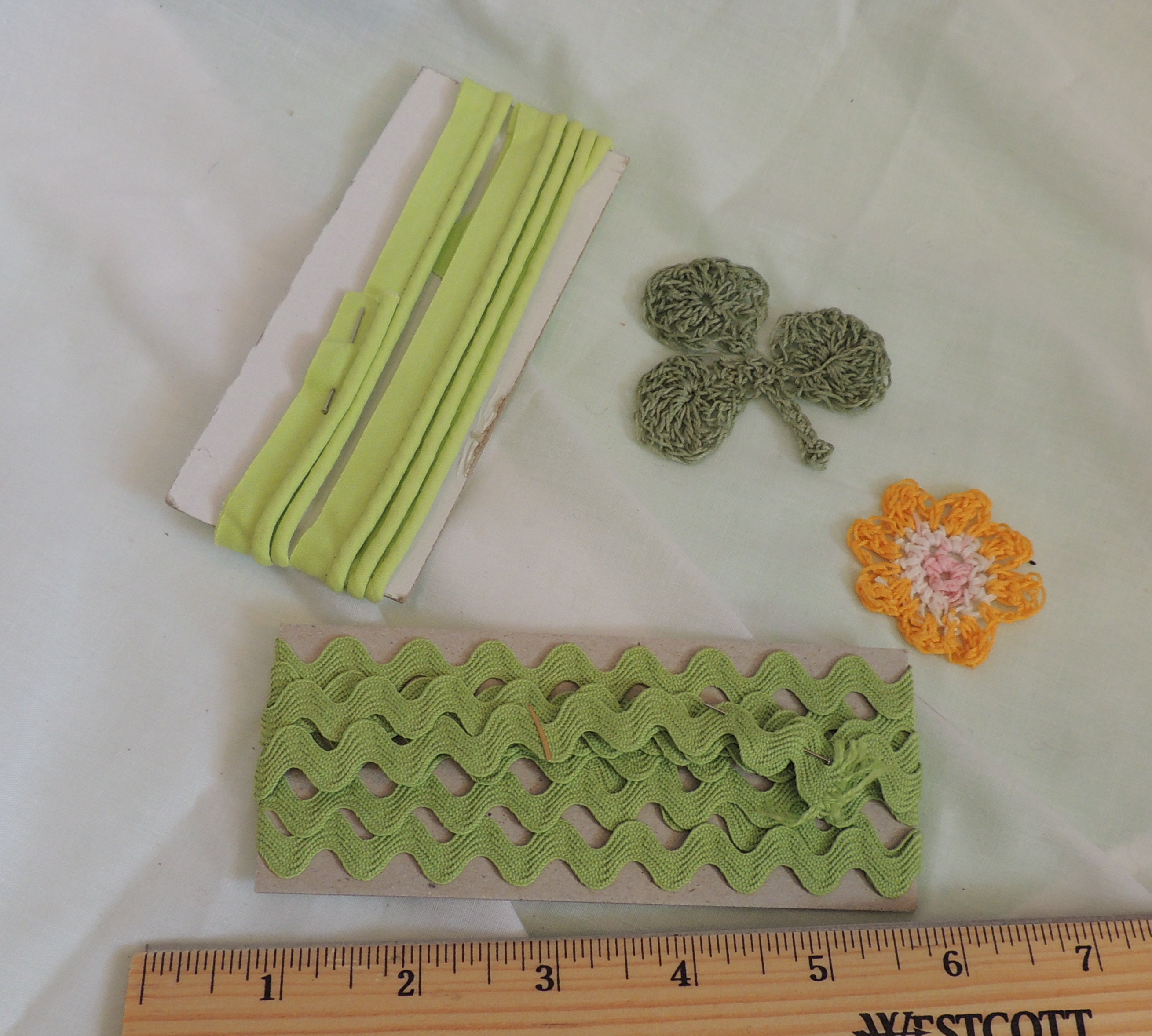 Lime Green Sewing Notions Rick-rack Piping Hand-crocheted Shamrock ...