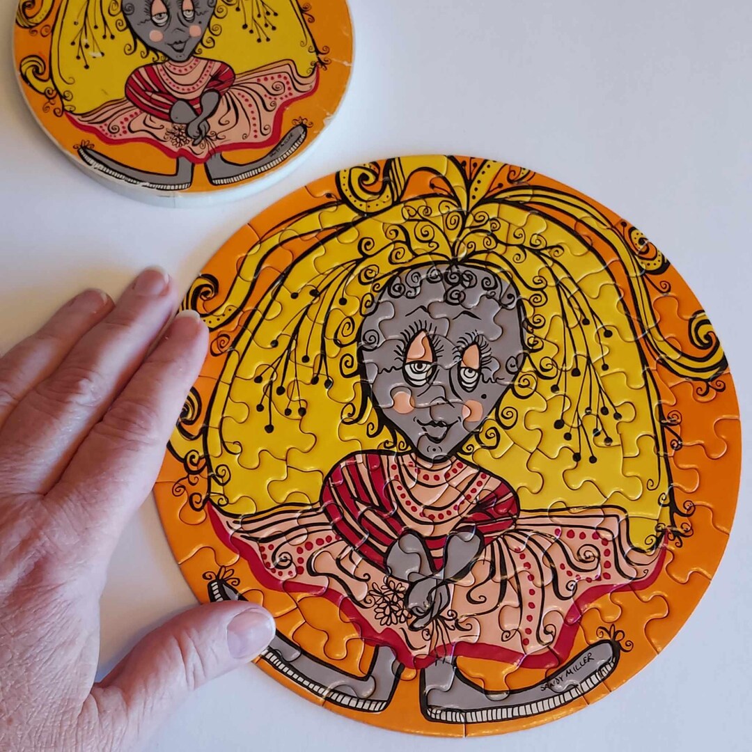 1968 RARE Vintage 7 Inch Round "merry Married Mouse" Puzzle by Sandy Miller. Springbok Thingie ...