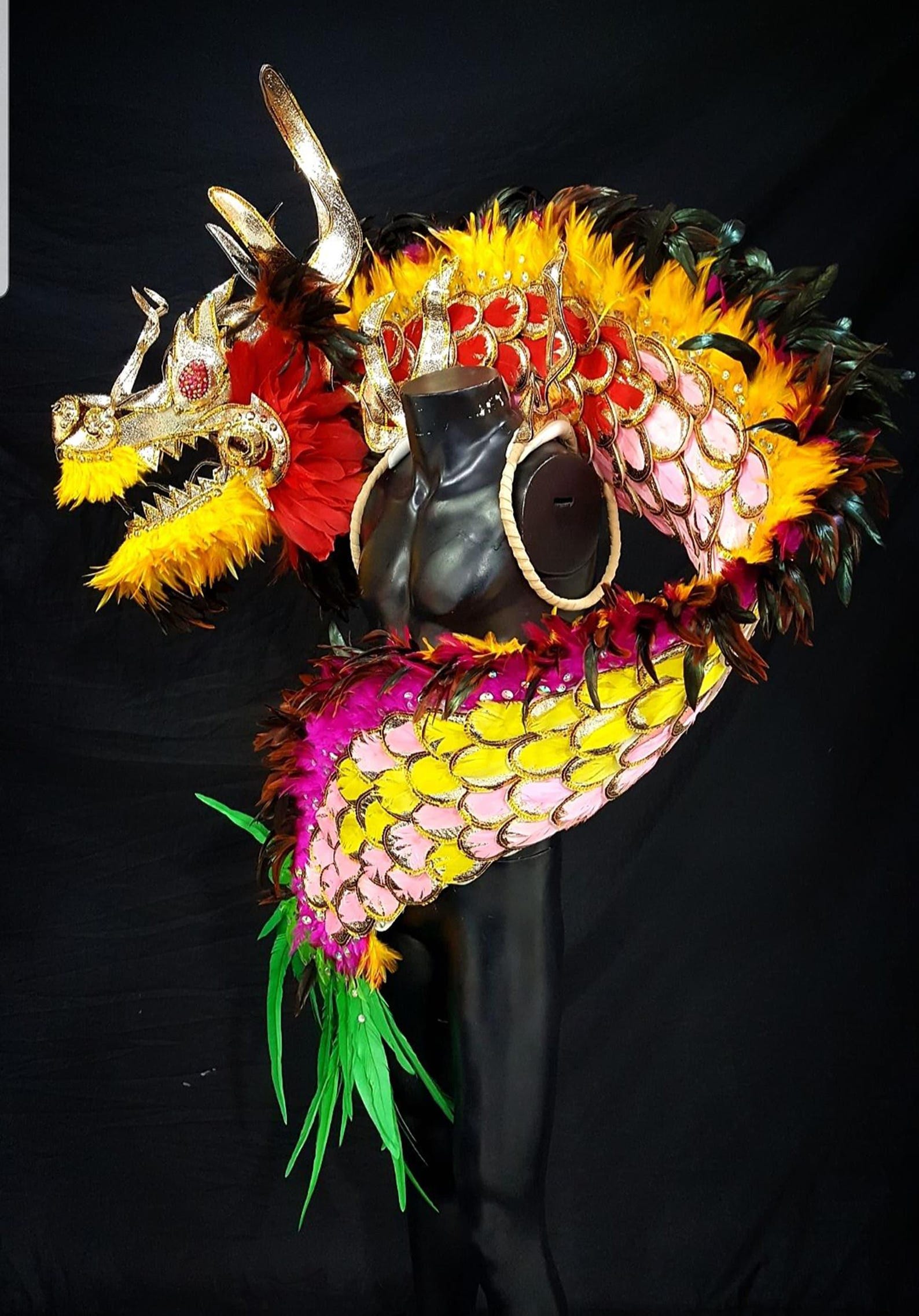 Da Neena Hut B979 Dragon King of Snake Asia Vegas Pageant Showgirl ...