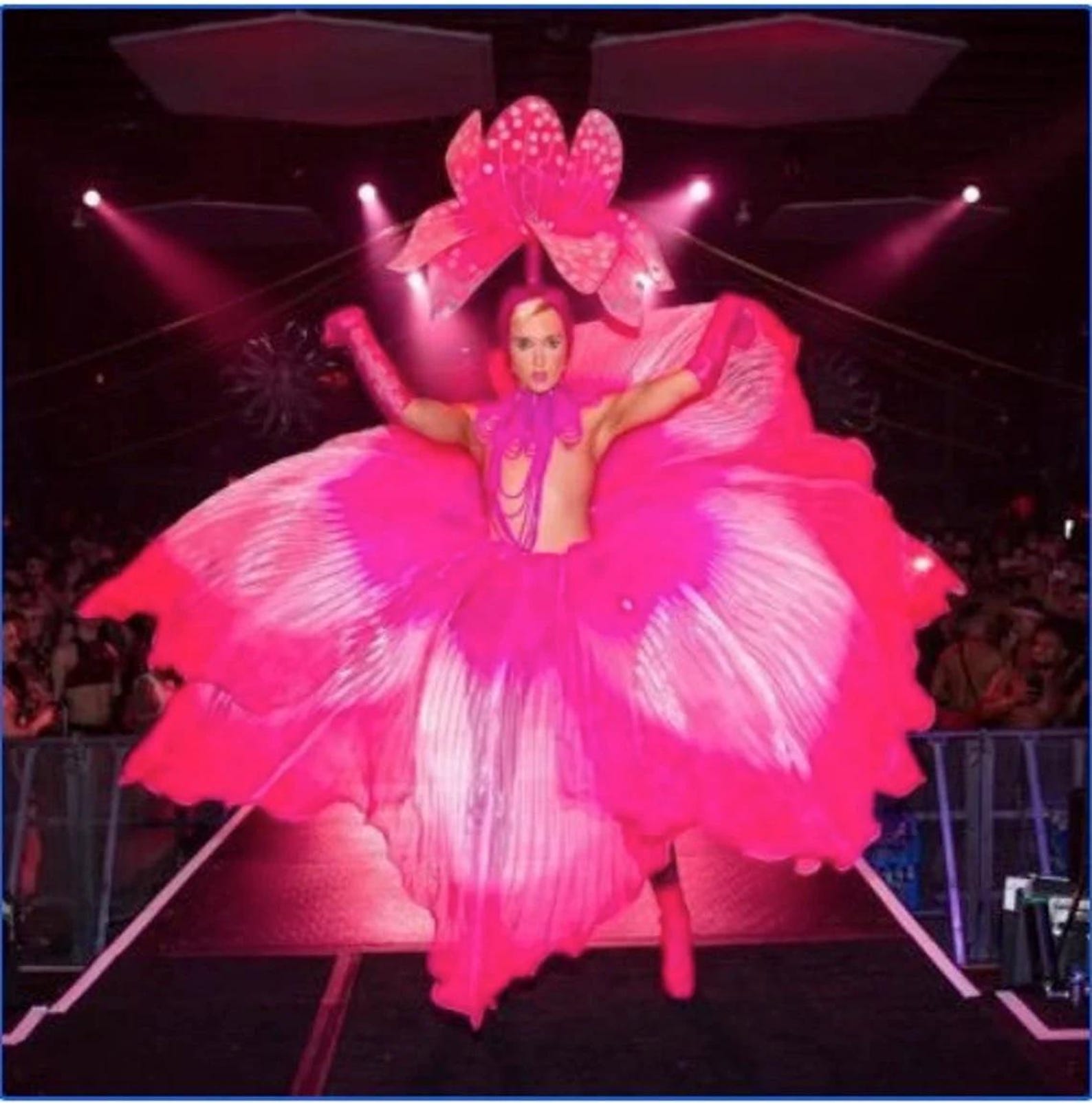 Da Neena B032s Cabaret Vegas Showgirl Rose Gigantic Flower Petal Belt ...