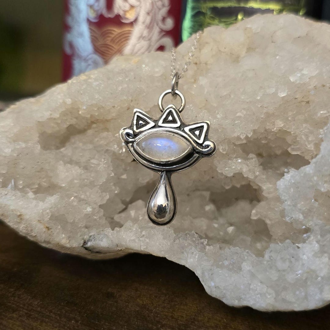 Crest of the Sheikah Eye of Truth Sterling Silver and Moonstone Pendant ...