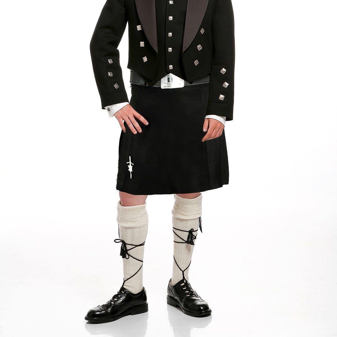 Plain Black Kilt Men, 8 Yard Tartan Style Kilt, Scottish Formal Kilt ...
