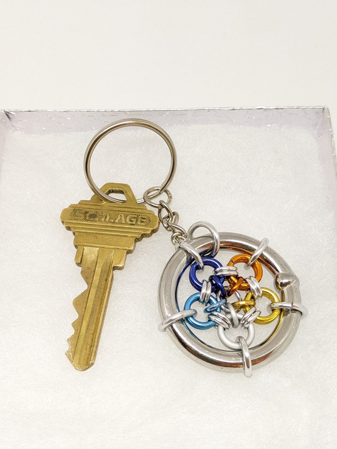 Keychain: Aroace Flag Japanese 12 in 2 - Anodized Aluminum Chainmaille ...