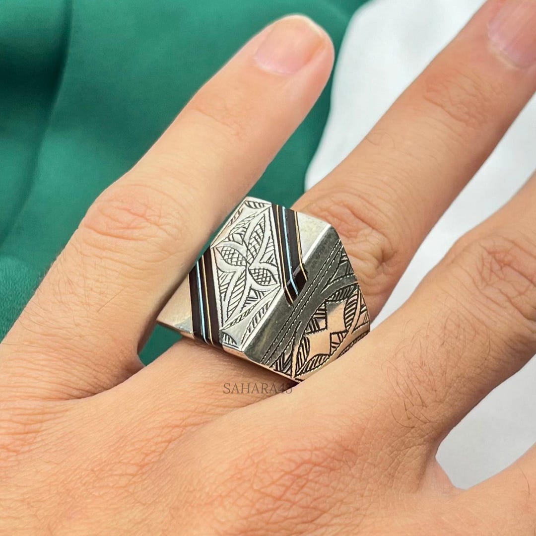 Tuareg Ring, Moroccan Ring, Silver, Ebony Ethnic Tuareg Ring Engraved ...