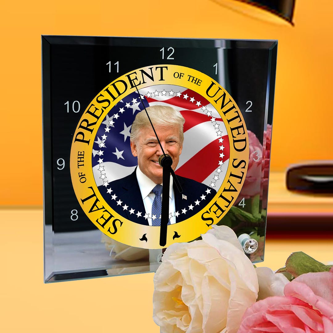 Donald Trump Seal of the President Table Clock – A Stunning Tribute to ...
