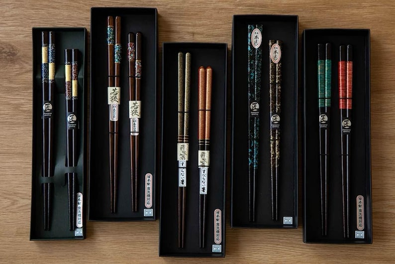 Handmade Japanese Chopsticks Set: Unique Natural Wood Design (2 Pairs ...