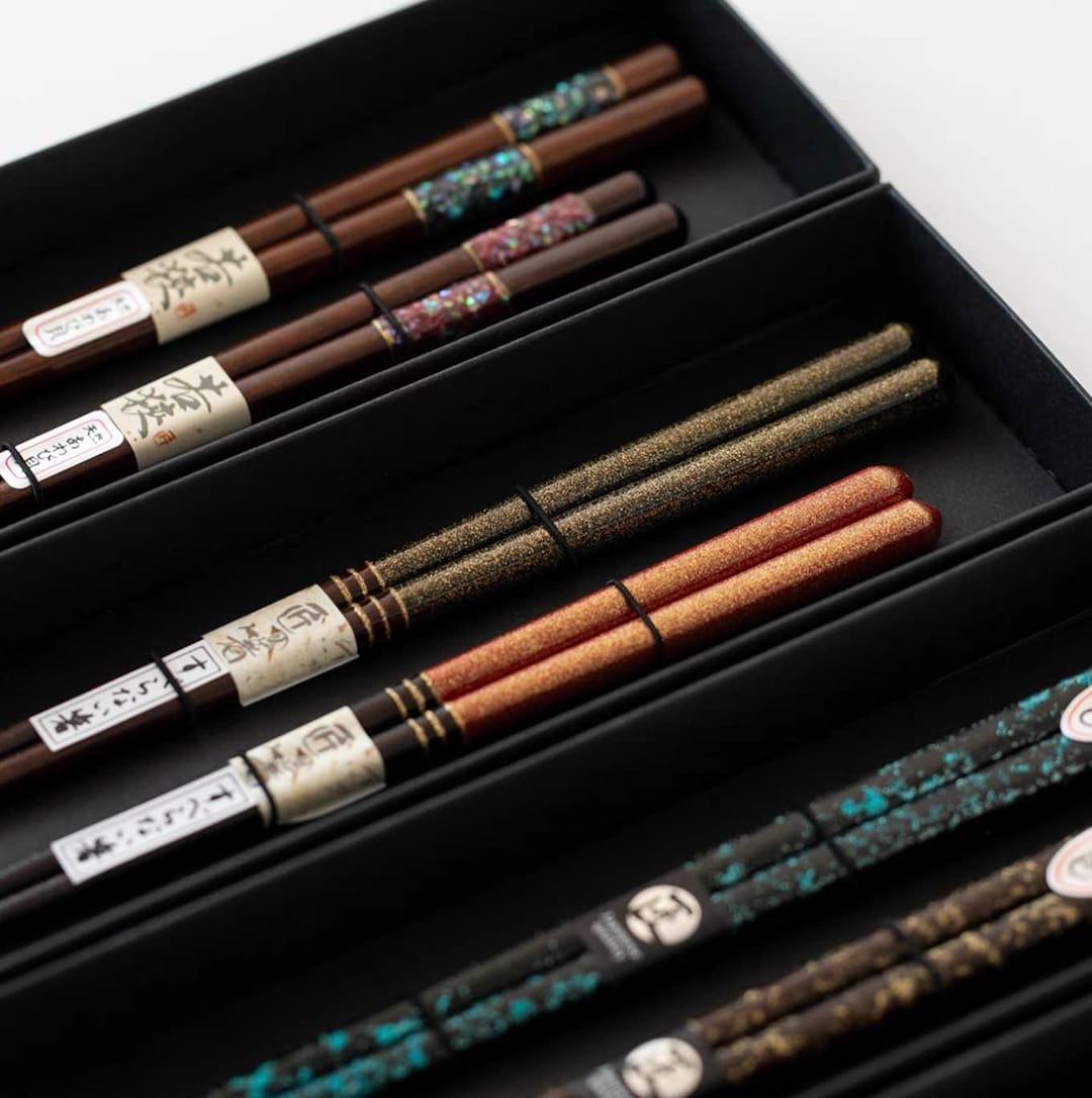 Handmade Japanese Chopsticks Set (2 Pairs), Unique Design, Natural Wood ...