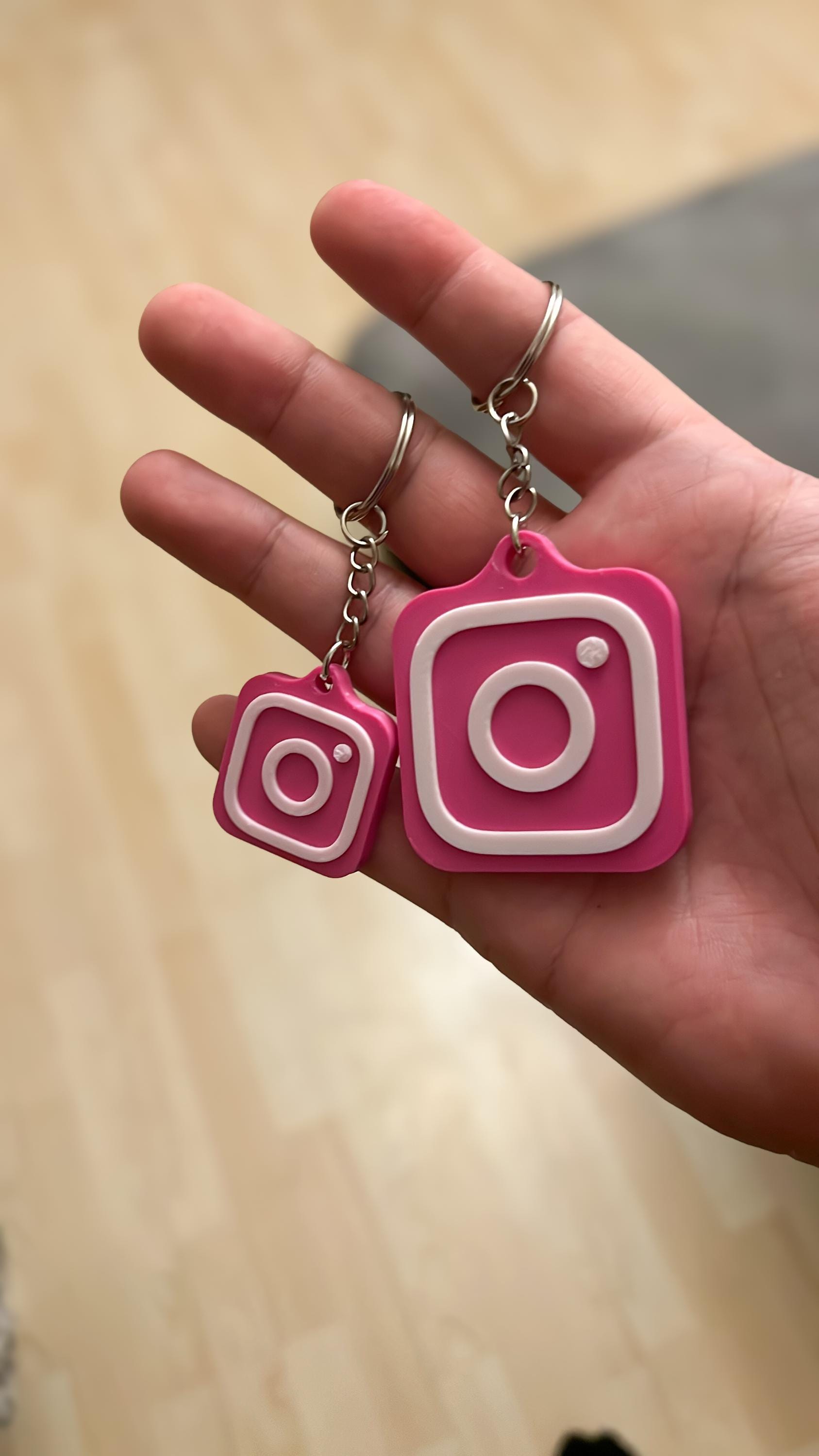 Custom NFC Keychain – Digital Business Card | Tap to Share (NTAG215 ...
