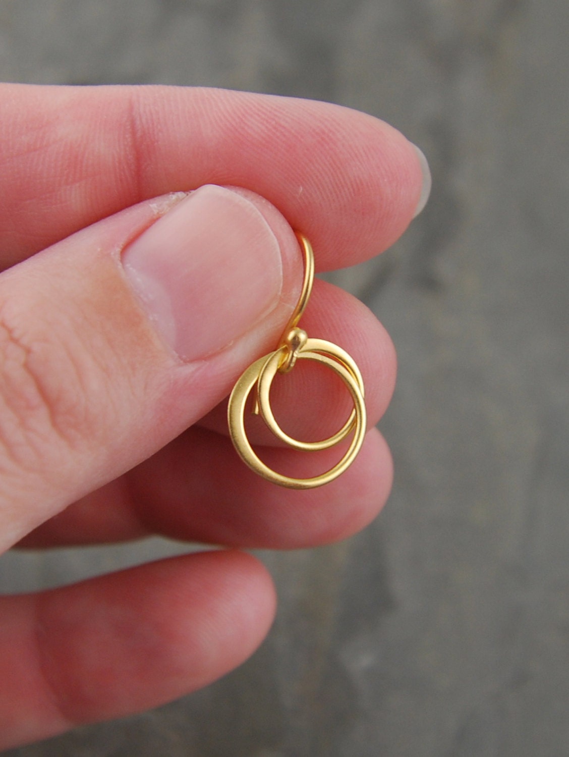 Gold Entwined Circle Earrings Gold Earrings Gold Circles - Etsy
