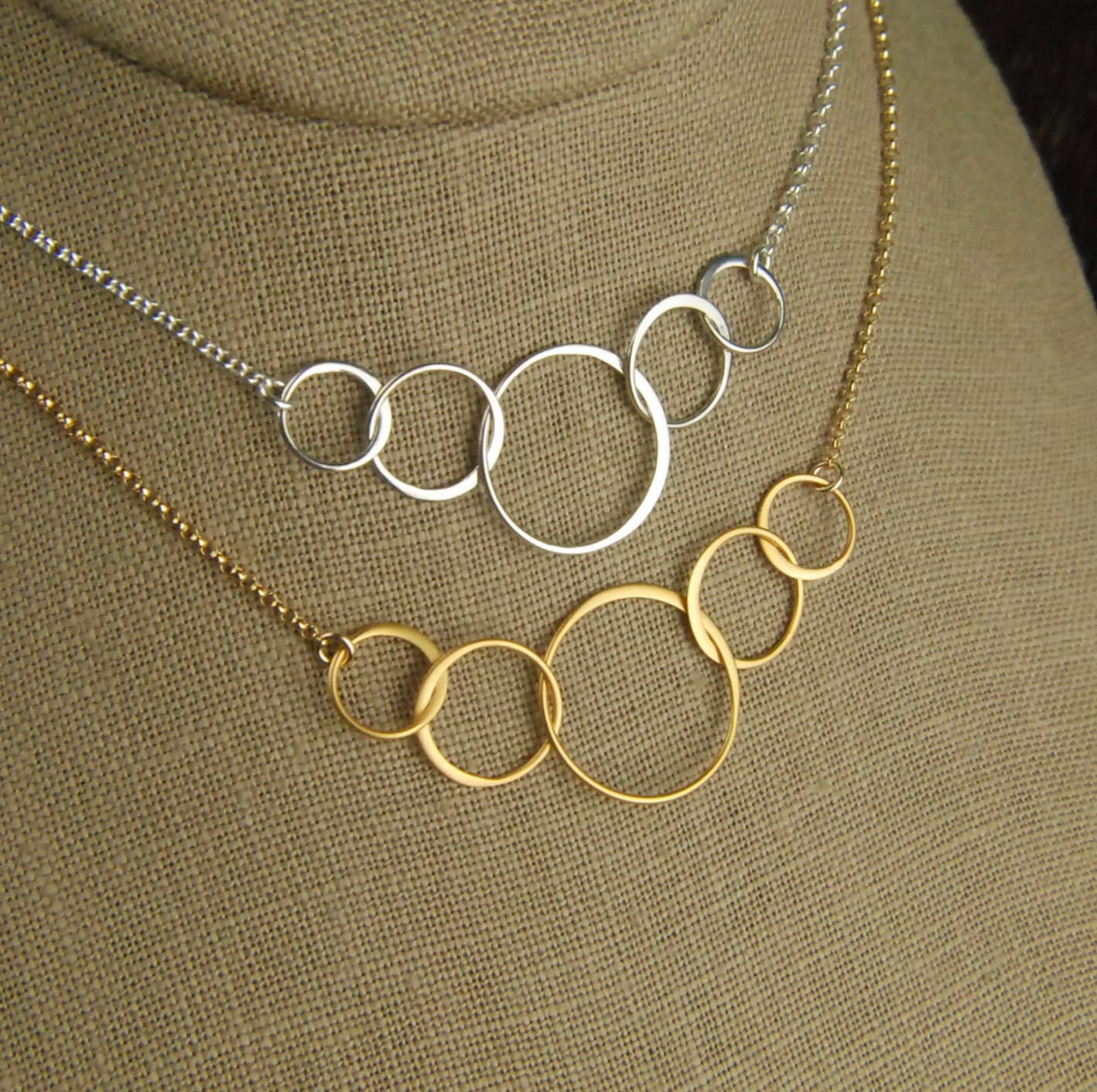 Five Linked Circles Necklace In Sterling Silver Or Gold Etsy