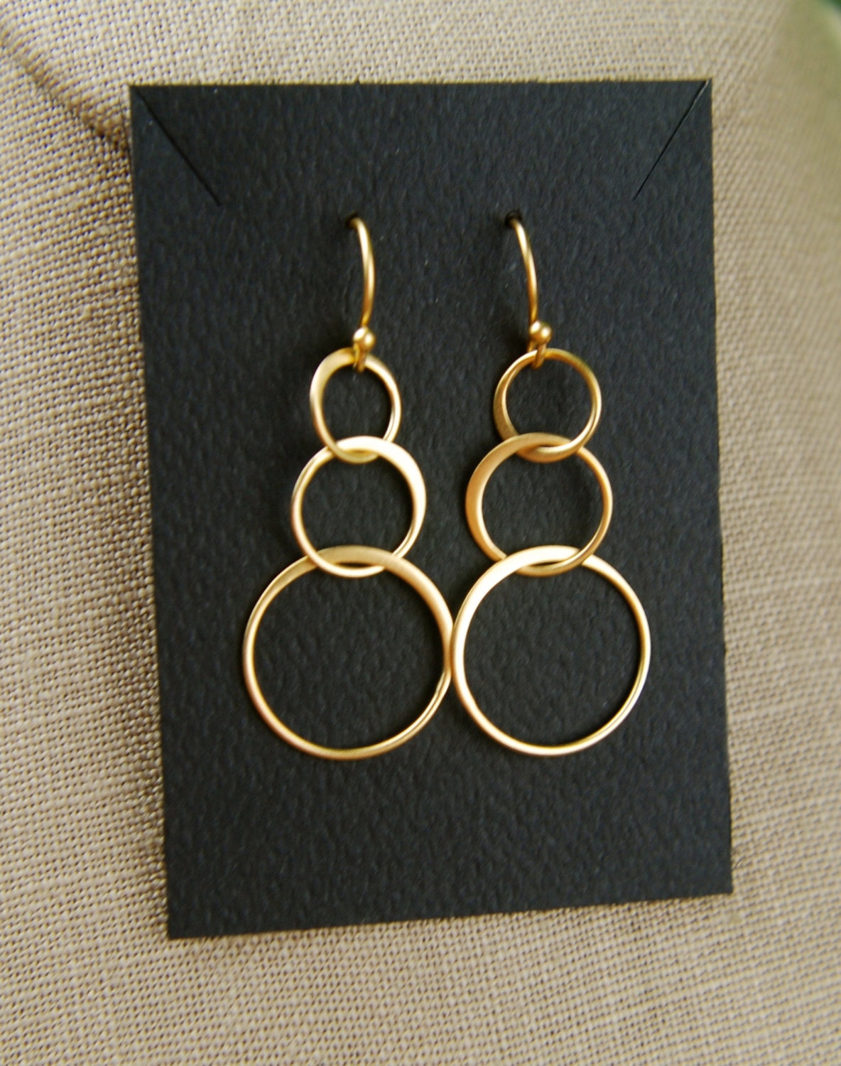 Gold Interlocking Circle Earrings Gold Earrings Gold Hoops - Etsy