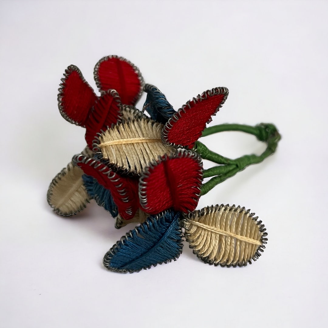 Antique Ganutell Flower Bunches. Metal and String Art Flowers. Malta ...