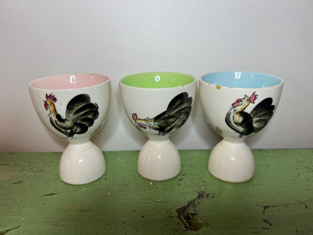 Rooster Egg Cups. Vintage 1940s. Set of 3 Chippy Farmhouse. Easter ...