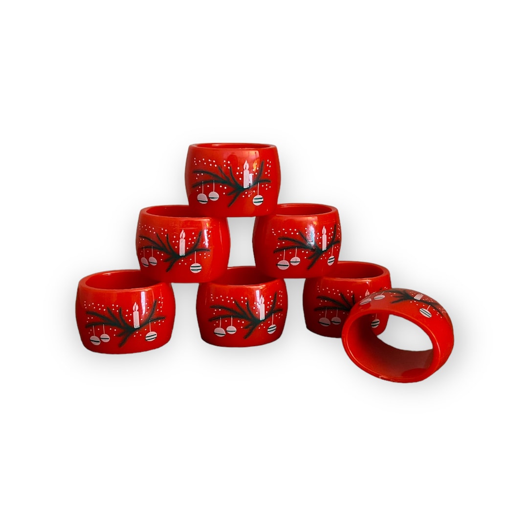 Red Napkin Rings. Set of 7 Vintage Red Napkin Rings. Christmas Red With ...