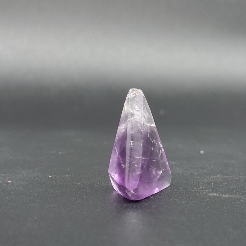 Natural Amethyst Point, Purple Crystal Pyramid, Spiritual Gift, January ...