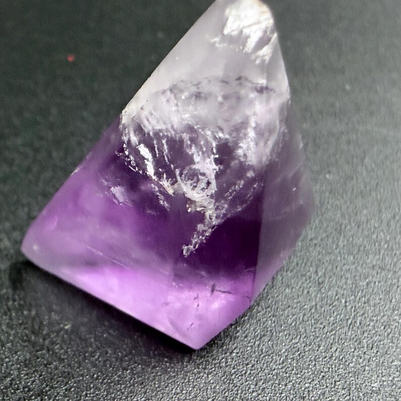 Natural Amethyst Point, Purple Crystal Pyramid, Spiritual Gift, January ...