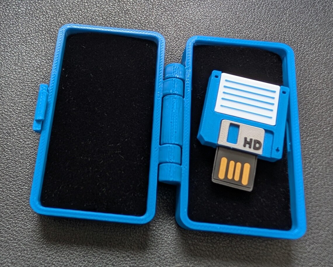 Blank Floppy Disk Style USB Flash Drive - Retro Gift - Etsy
