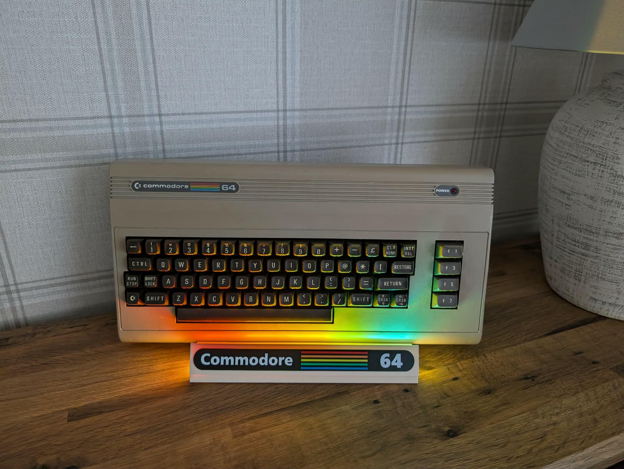 Commodore 64 Retro Display Stand With Lighting – 80s Computer Collector ...