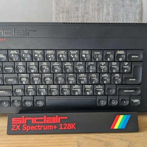 Sinclair ZX Spectrum 128K Retro Display Stand With Lighting – Classic ...