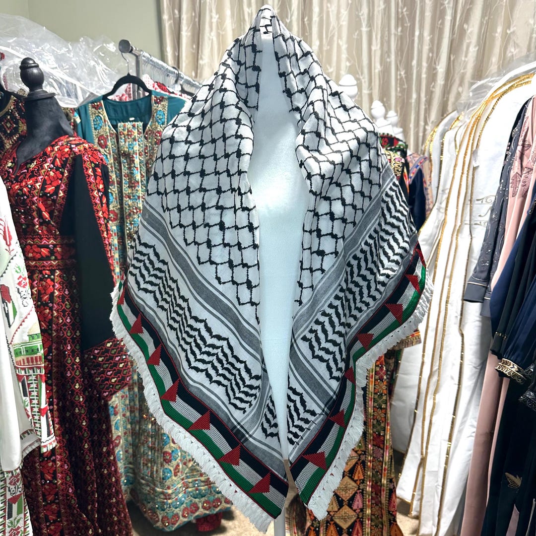 Palestinian Tatreez Style Kuffieyeh Made in Jordan | Hattah, Kuffeyeh ...
