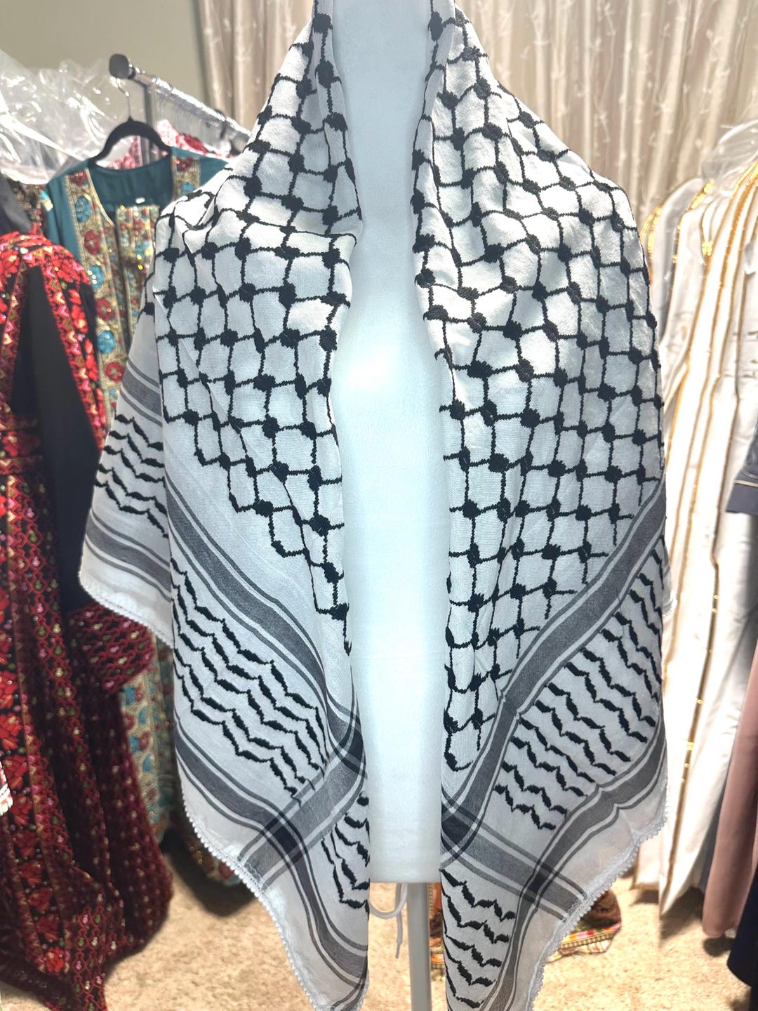 Palestinian Keffiyeh Scarf: Black & White Shemagh, Made in Jordan - Etsy