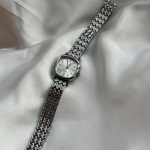Vintage Silver Quartz Watch, Retro Square Dial Watch, Minimalist Silver ...