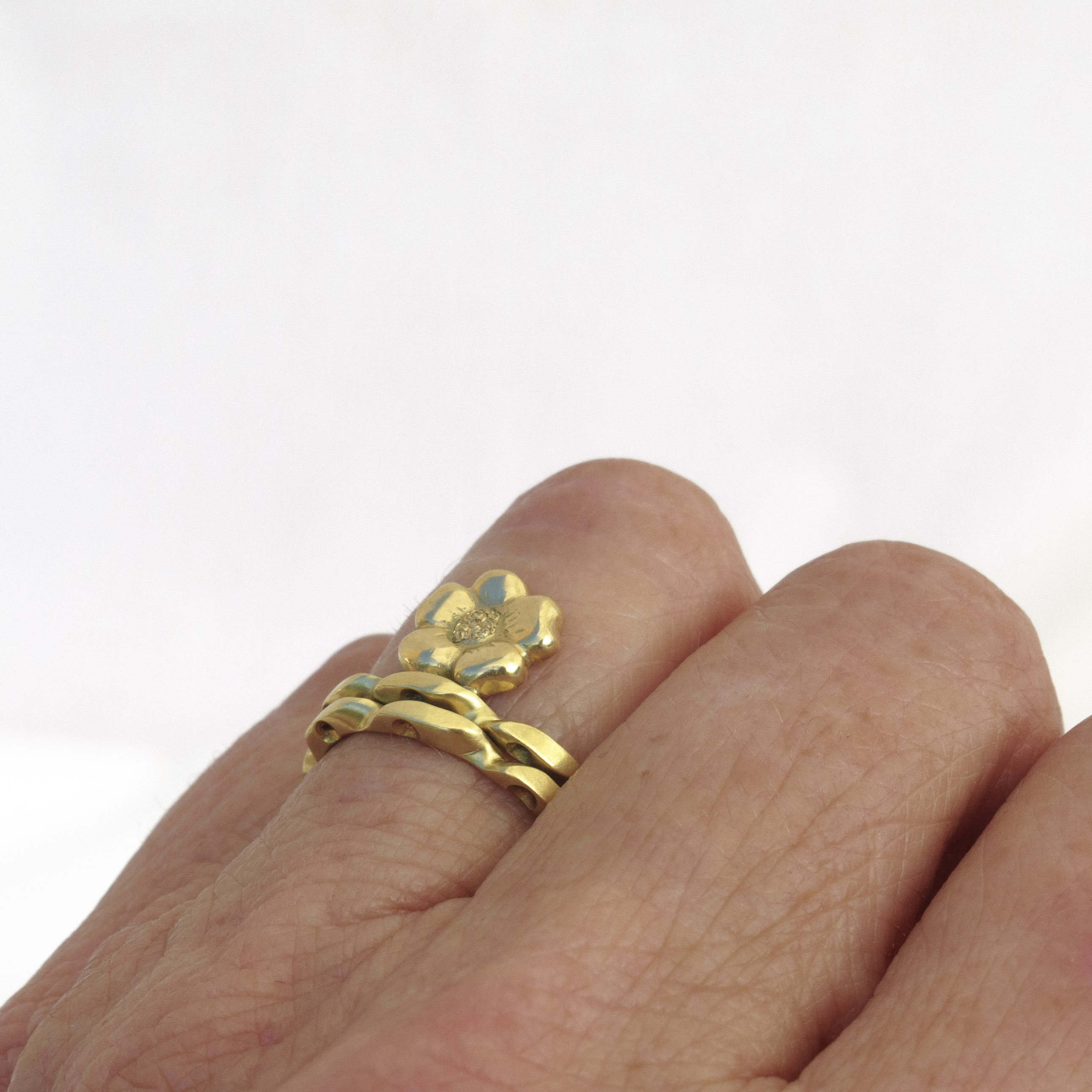 Forget-me-not Gold Flower Ring, 18K Gold Ring, Stacking Ring, Handmade ...