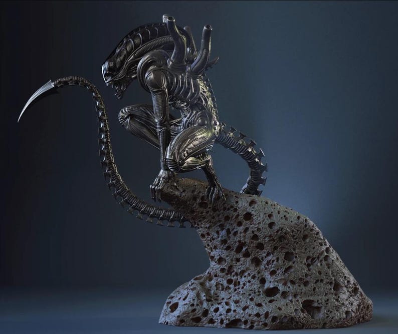 Xenomorph Alien Franchise perched - Etsy