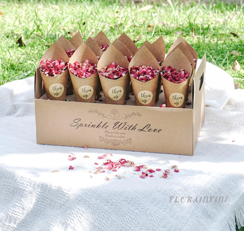 Golden Rose Dried Flower Wedding Confetti Set/handmade Cones and Tray ...