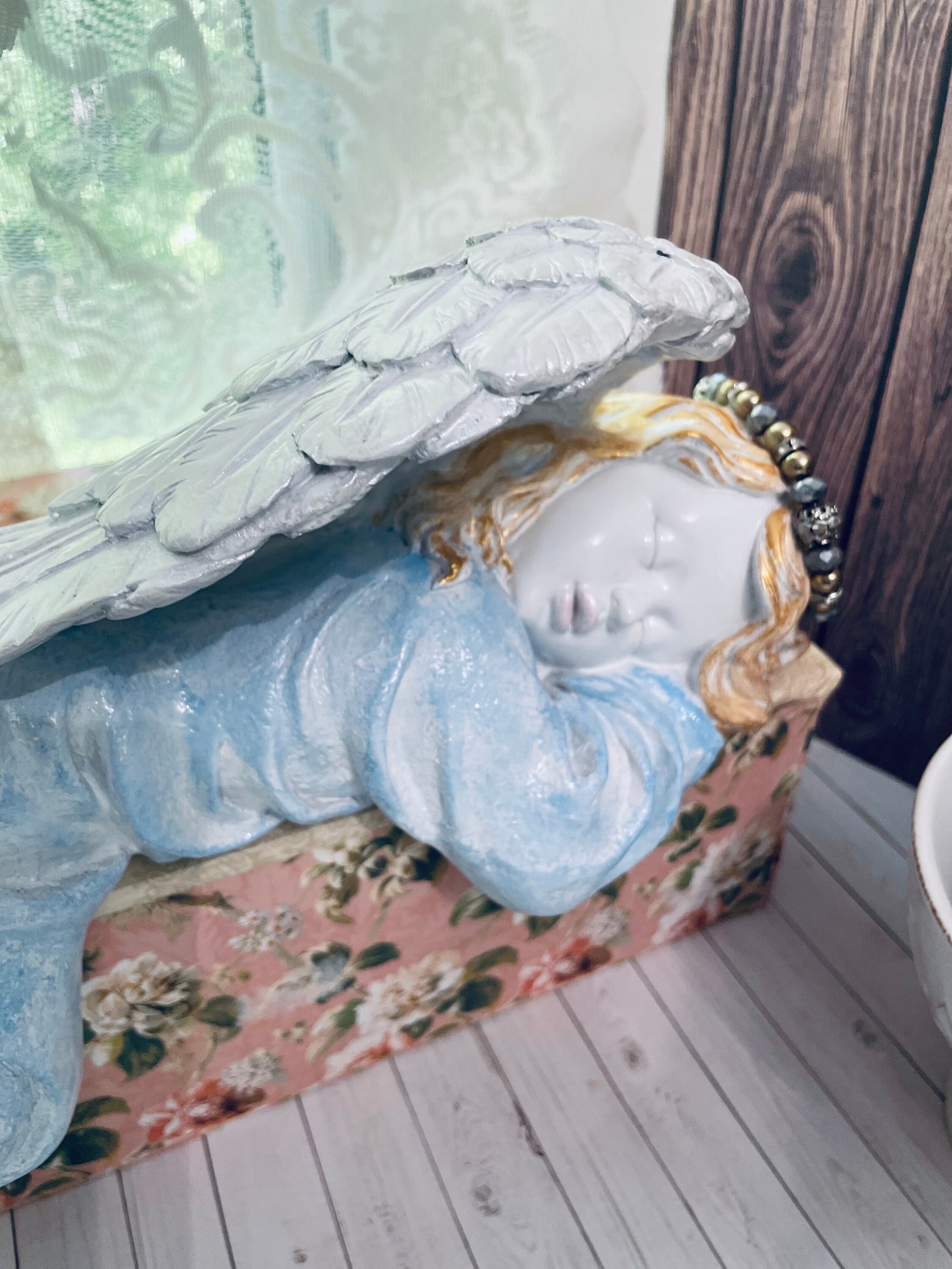 French Country Decorated Statue Sleepy Angel Shelf Sitter Crown Vintage ...