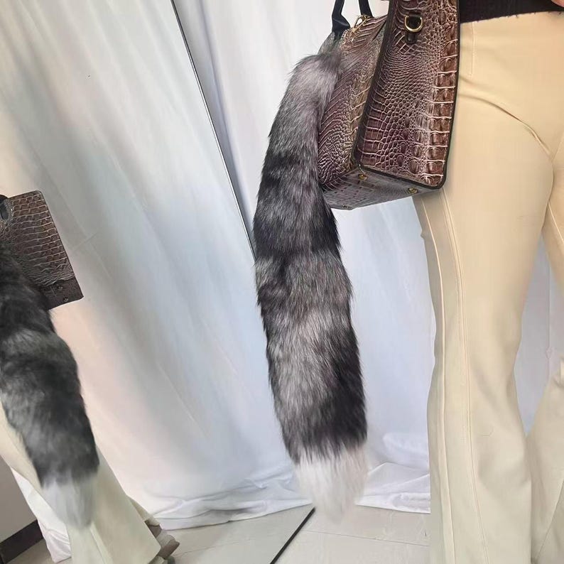 26" Fox Tails, Ethical Taxidermy Therian Tail Cosplay: Gray White, Clip ...