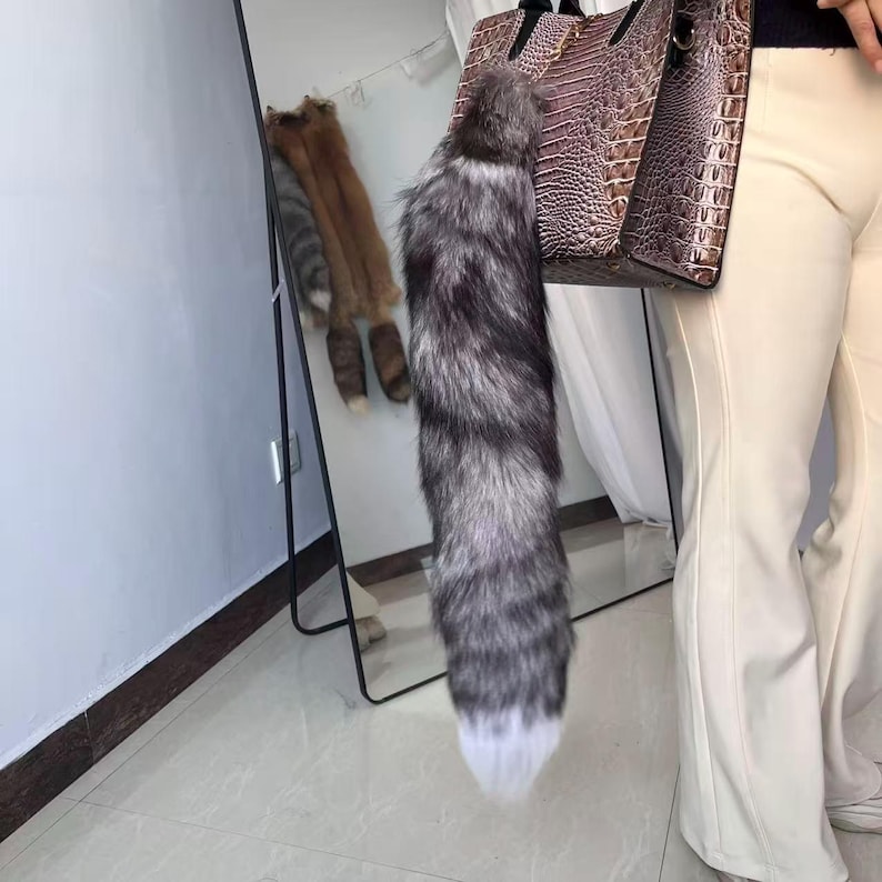 25" Fox Tails, Ethical Taxidermy Therian Tail Cosplay: Gray, Clip On ...