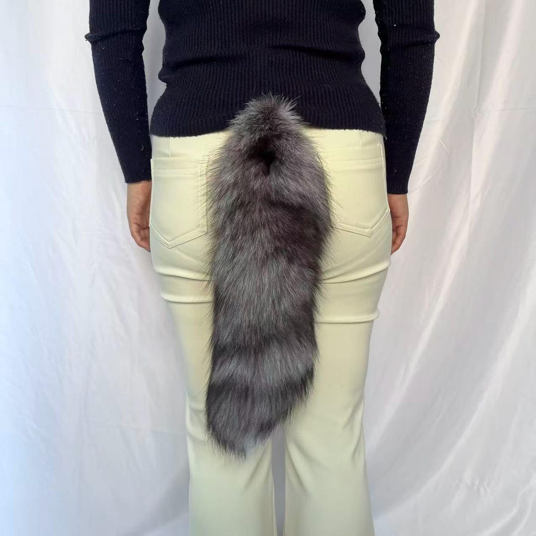 17" Fox Tails, Ethical Taxidermy Therian Tail Cosplay: Gray Black, Clip ...