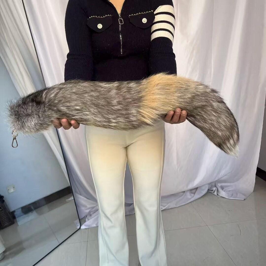 26" Fox Tails, Ethical Taxidermy Therian Tail Cosplay: Gray Gold, Clip ...