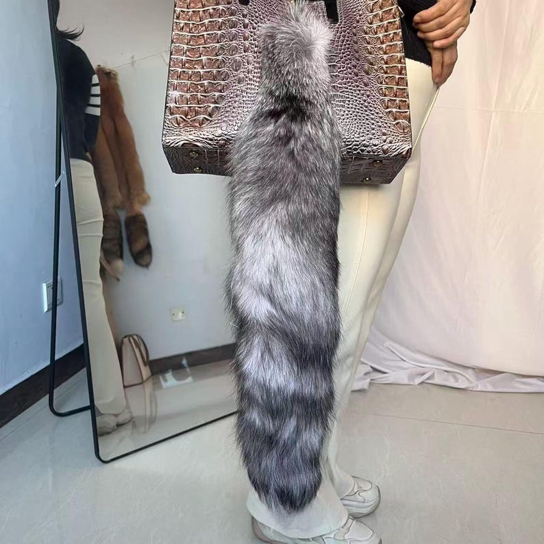25" to 26" Fox Tails, Ethical Taxidermy Therian Tail Cosplay: White ...