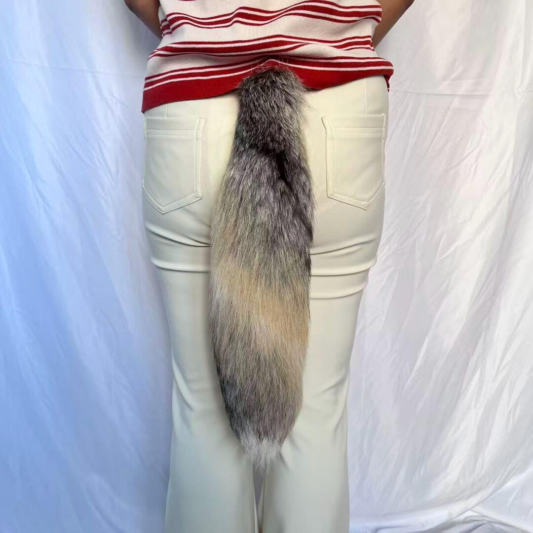 18" Fox Tails, Ethical Taxidermy Therian Tail Cosplay: Gold Gray, Clip ...