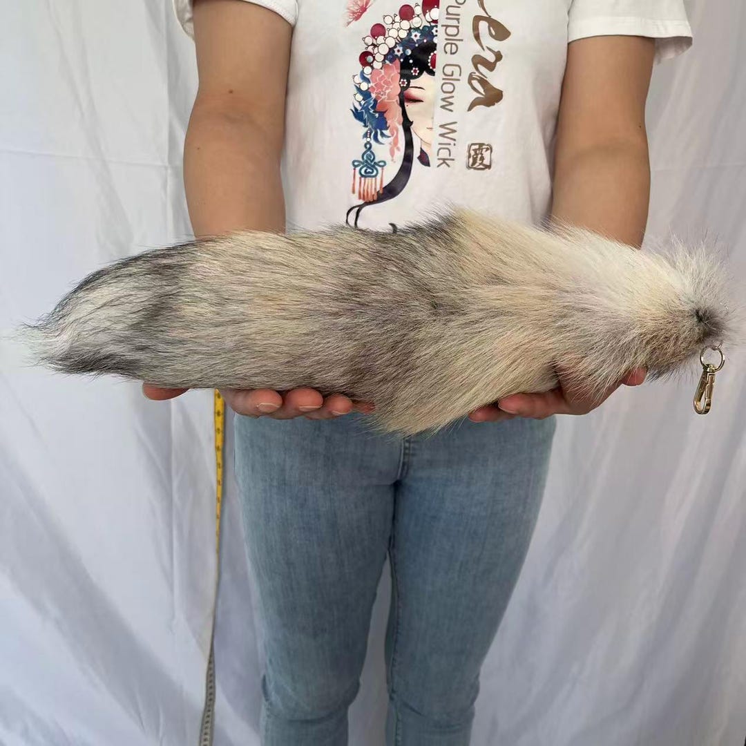 Fluffy 17“ Natural Fox Tails Gray Ombre Cosplay Fox Tails Cosplay Tails ...