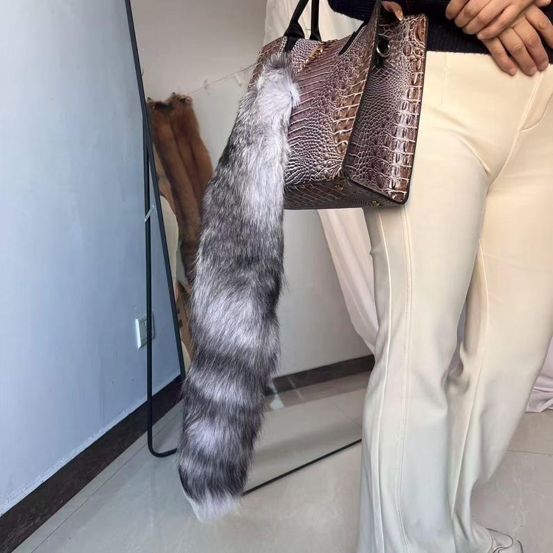 25" to 26" Fox Tails, Ethical Taxidermy Therian Tail Cosplay: White ...